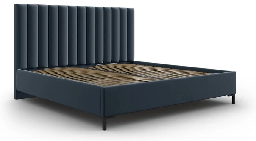 Tmavě modrá čalouněná dvoulůžková postel s úložným prostorem s roštem 200x200 cm Casey – Mazzini Beds