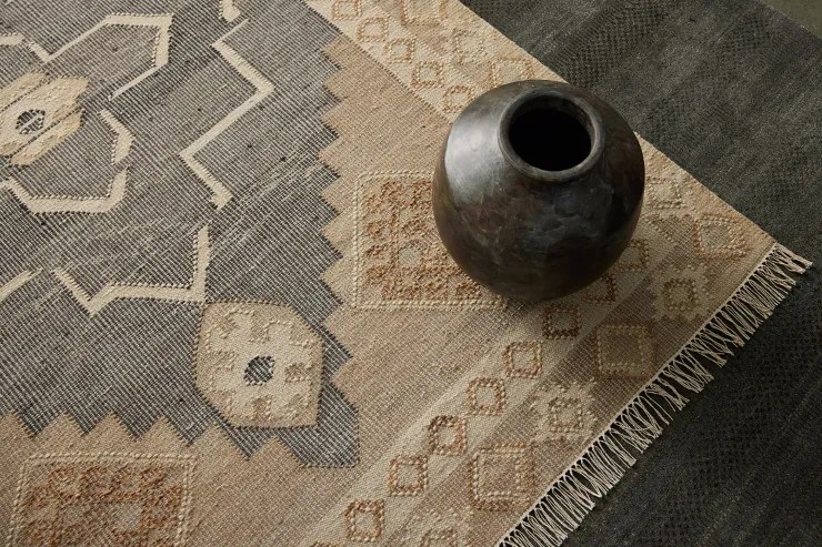 Diamond Carpets India, Ručně vázaný kusový koberec Heriz Wood DE 2005 Grey Mix, 140x200, béžová, chodba / předsíň