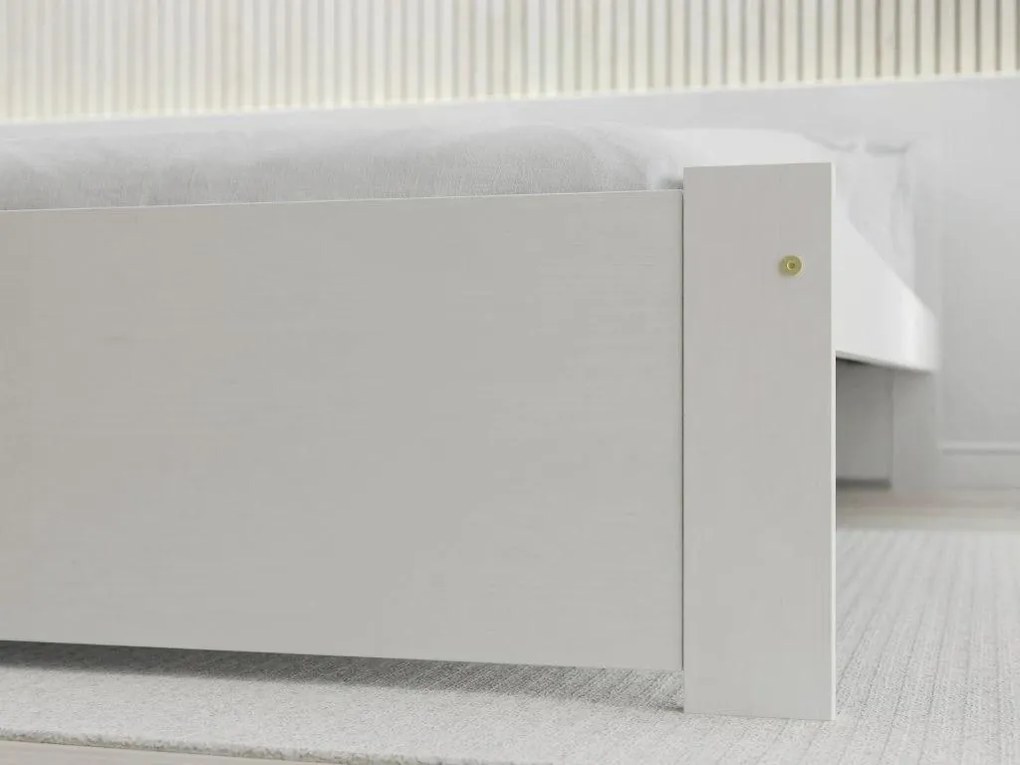 Postel IKAROS 80 x 200 cm, bílá Matrace: Matrace Coco Maxi 20 cm, Rošt: S laťkovým roštem