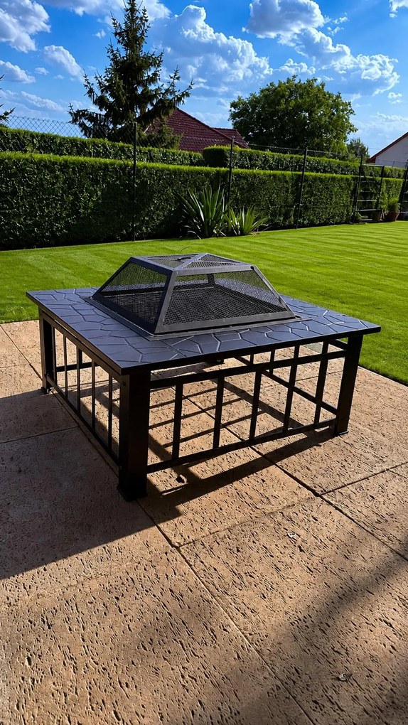 IQ Garden Čtvercové kryté ohniště PIT-008 80 cm s odkládací plochou IGNIRA 327232