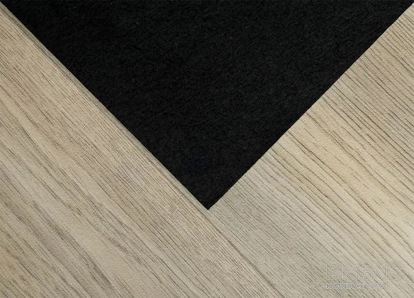 Breno PVC BLACKTEX Columbian Oak 629L – světlejší dřevo, šíře 300 cm