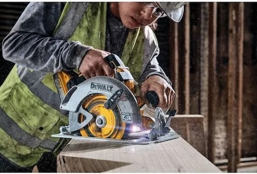 Aku kotoučová pila DeWALT DCS573H2T-QW, 2x XR POWERSTACK 5,0 Ah (064097)