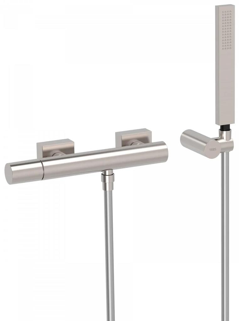 TRES - Jednopáková sprchová baterieRuční sprcha s nastavitelným držákem, proti usaz. vod. kamene. Flexi hadice SATIN. (21116701AC)