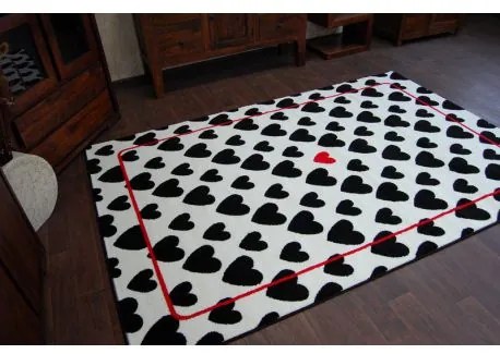 koberec SKETCH F755 krém/ černá srdce velikost 140x190 cm | krásné koberce cz