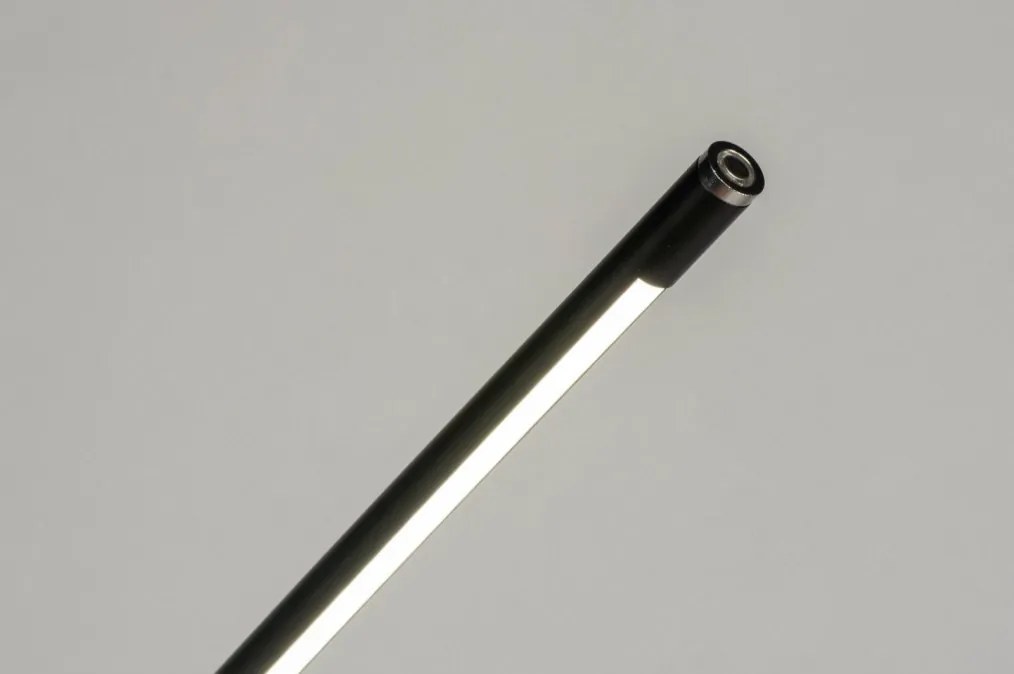 Stojací designová LED lampa se stmívačem Noviarro Nuo Black