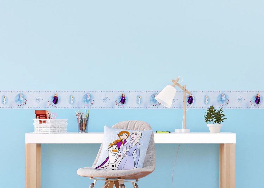 Dětská samolepící bordura na zeď Disney Ledové království Sněhové vločky | 5 m x 13.8 cm | DWBD8109