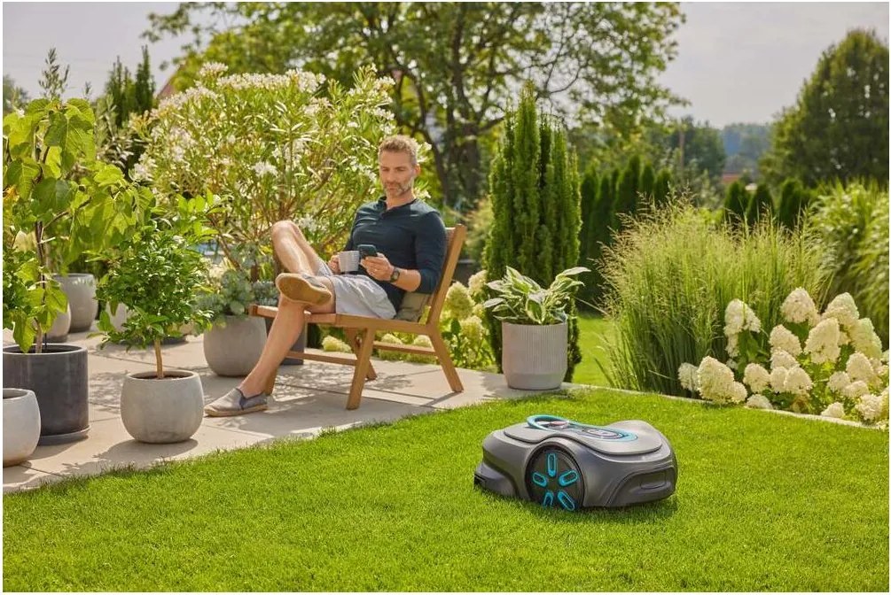 Gardena Robotická sekačka smart SILENO max 900 m²