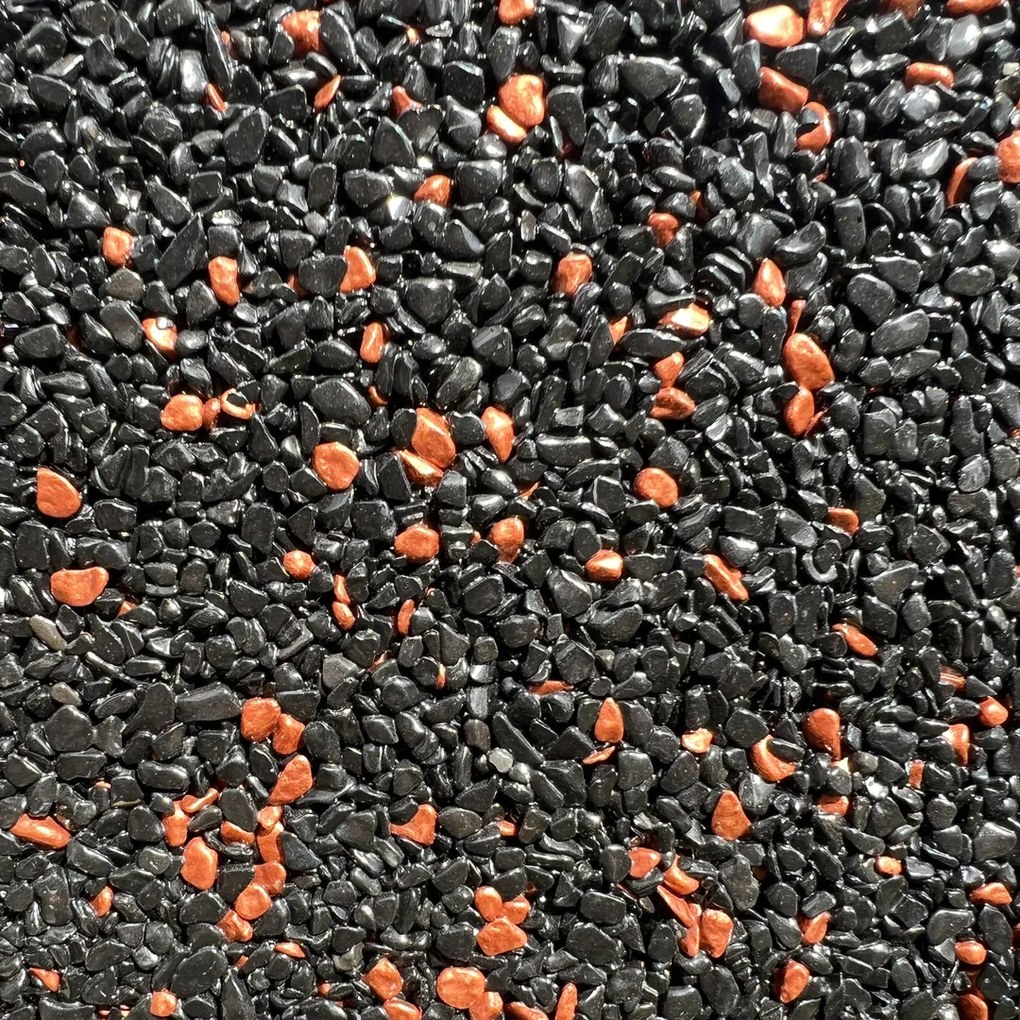 Báča Beton Kamenný koberec na stěnu Bronze night Frakce: Hrubá (4 – 8 mm), vydatnost setu 2,6 m², Doporučené použití v: interiéru - akrylátové pojivo