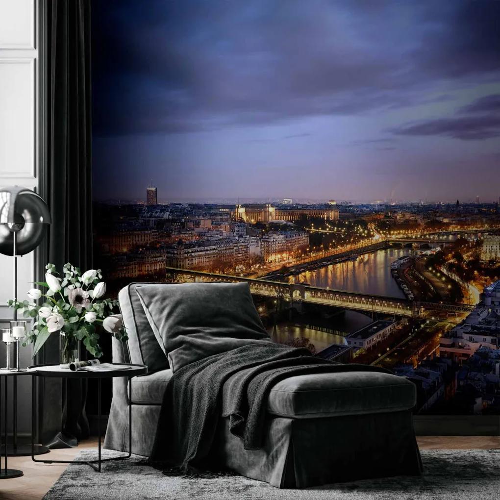 Fototapeta Městská architektura Paříže - město v noci s Eiffelovou věží