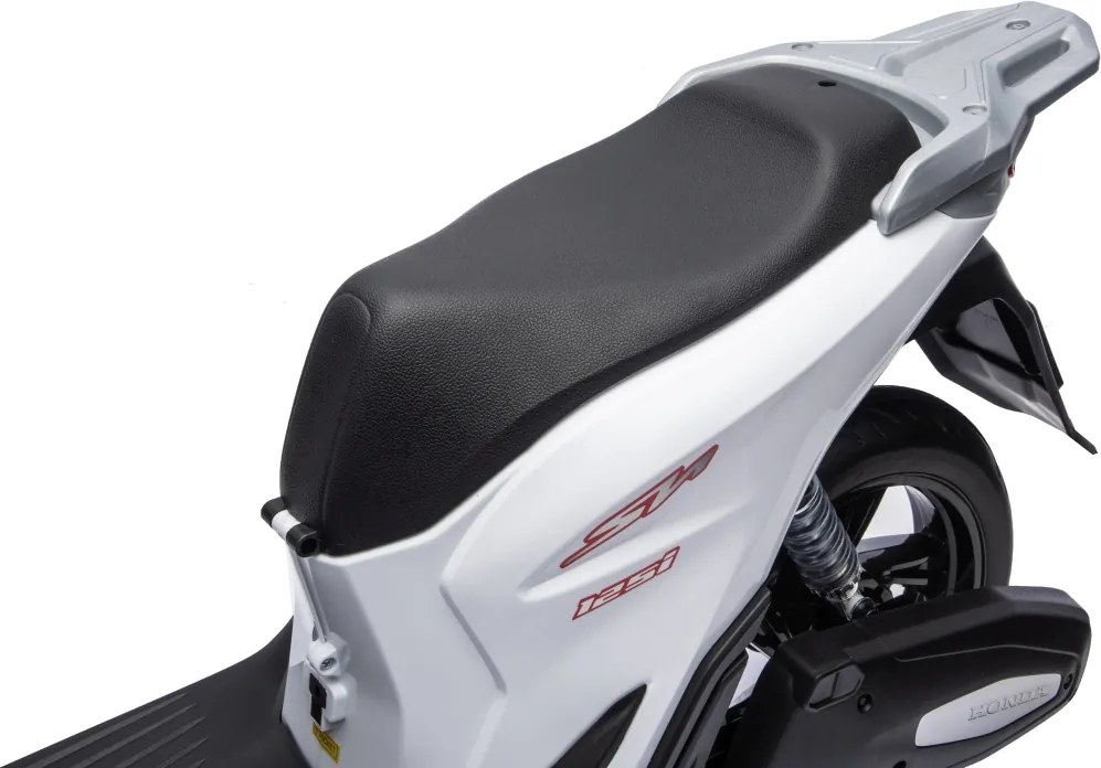 Ramiz Skútr Honda SH125i bílý