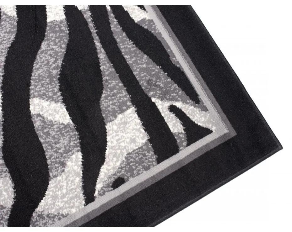 Kusový koberec PP Trio černý atyp 120x300cm