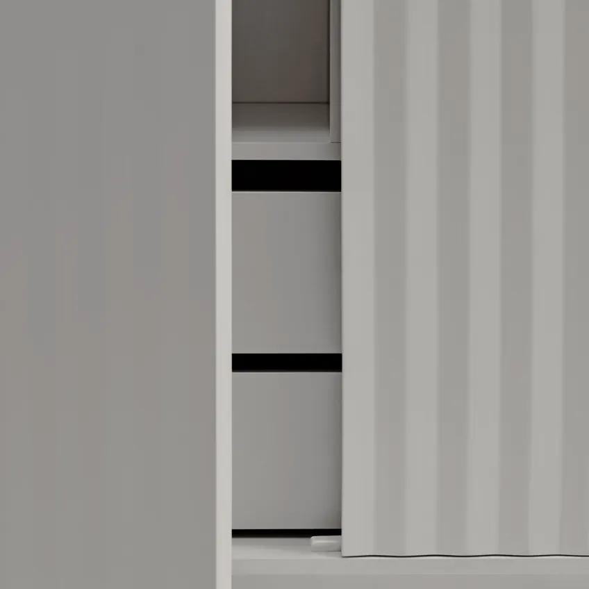 Světle šedá lakovaná komoda Teulat Sierra 97 x 45 cm