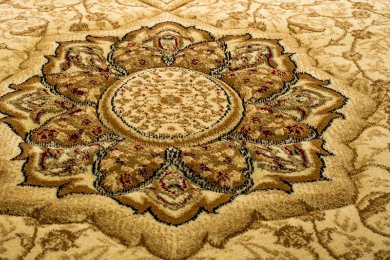 Kusový koberec YESEMEK 5071A krémový Rozměr: 160x220 cm