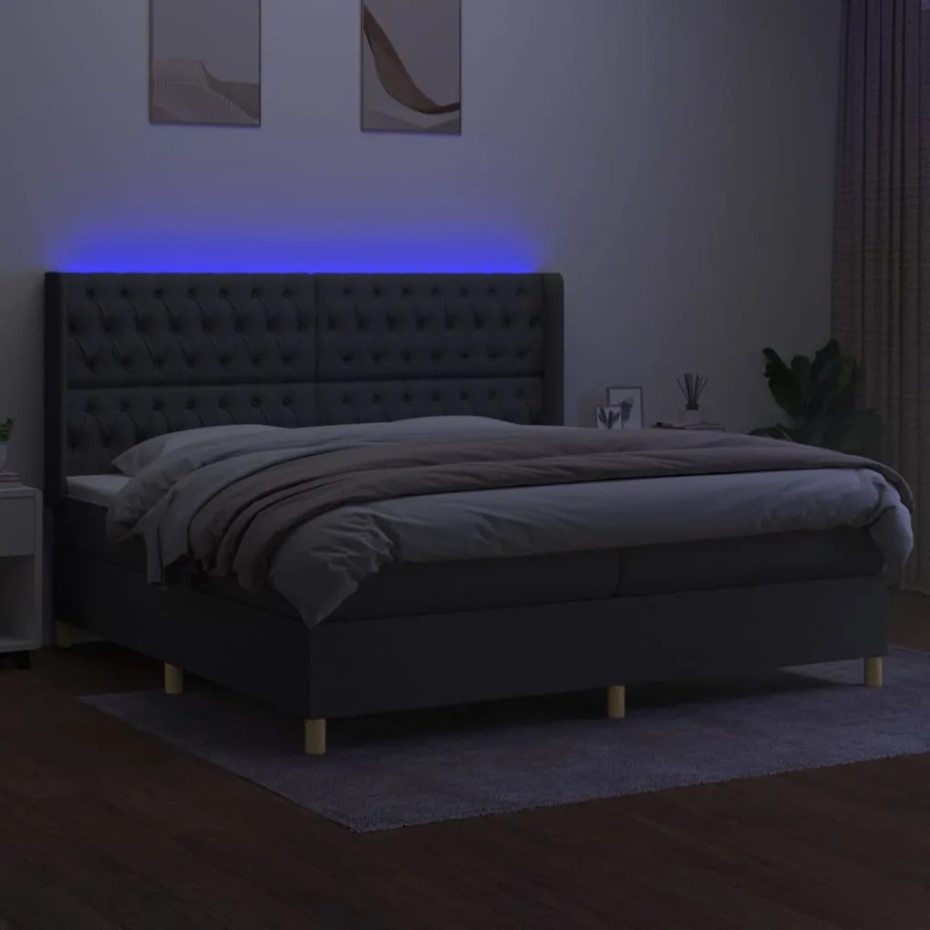 Box spring postel s matrací a LED tmavě šedá 200x200 cm textil 3139142