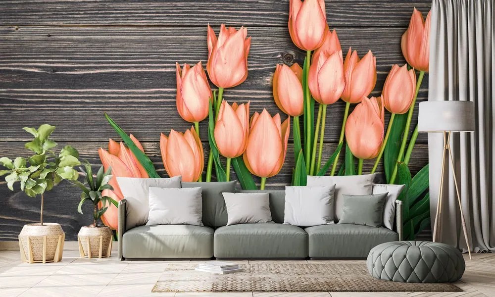 Fototapeta oranžové tulipány na dřevěném podkladu