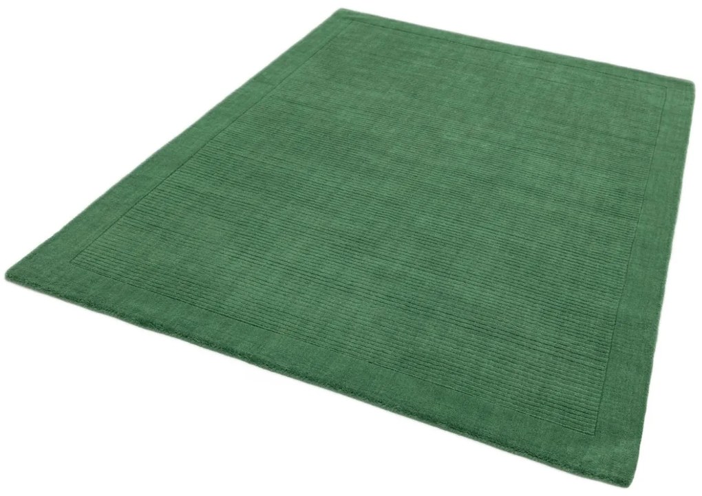 Zelený  koberec Cabaret Forest Green Rozměry: 80x150 cm