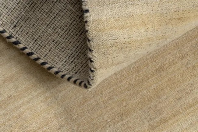 Koberec GABBEH LOOM světle béžový