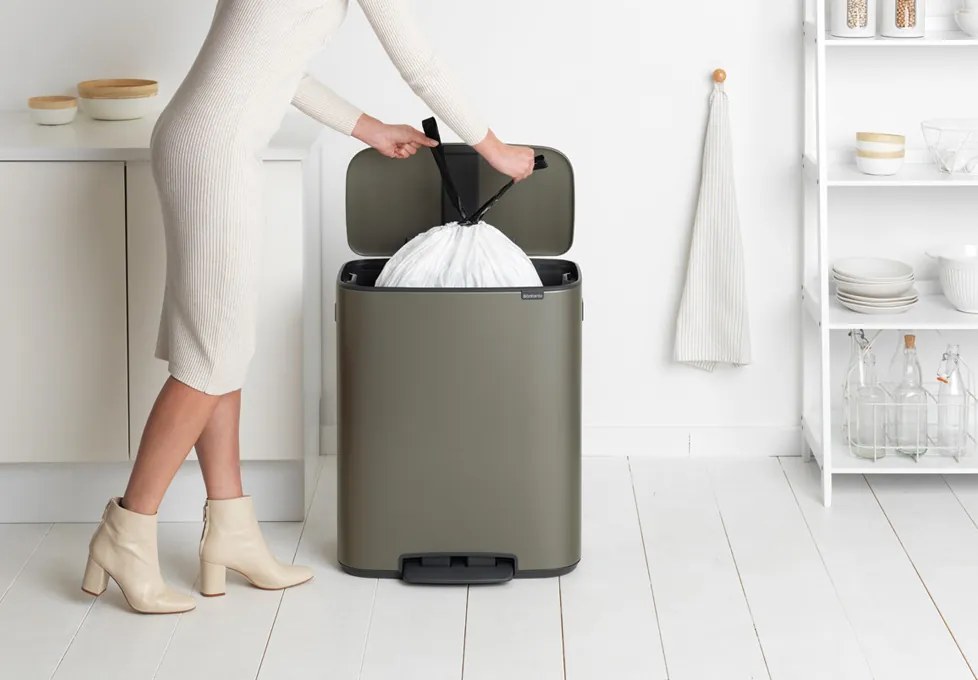 Brabantia BO pedálový koš 60L platinová