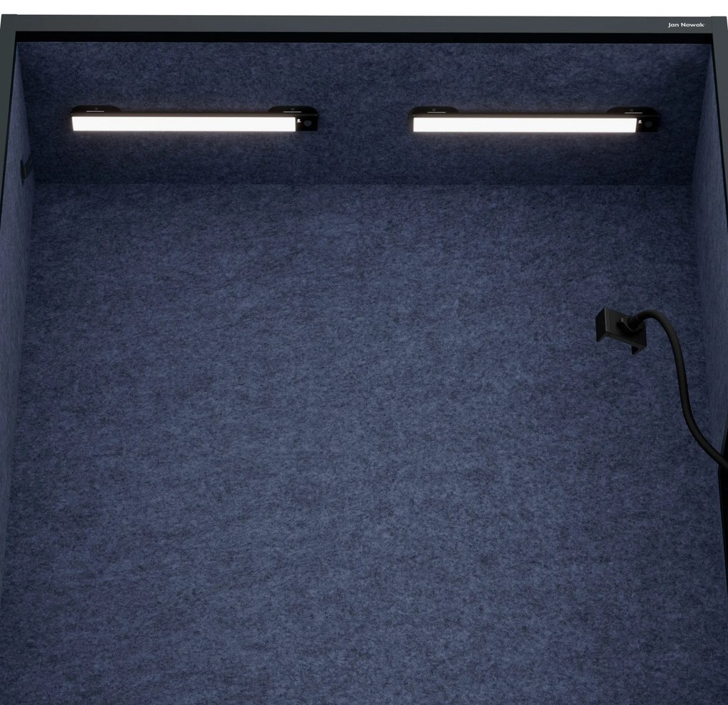 Kancelářská akustická kabina se sedátkem a USB-C portem, korpus antracitový / sedák námořnická modrá, 1150 mm: SALLY MentalBox