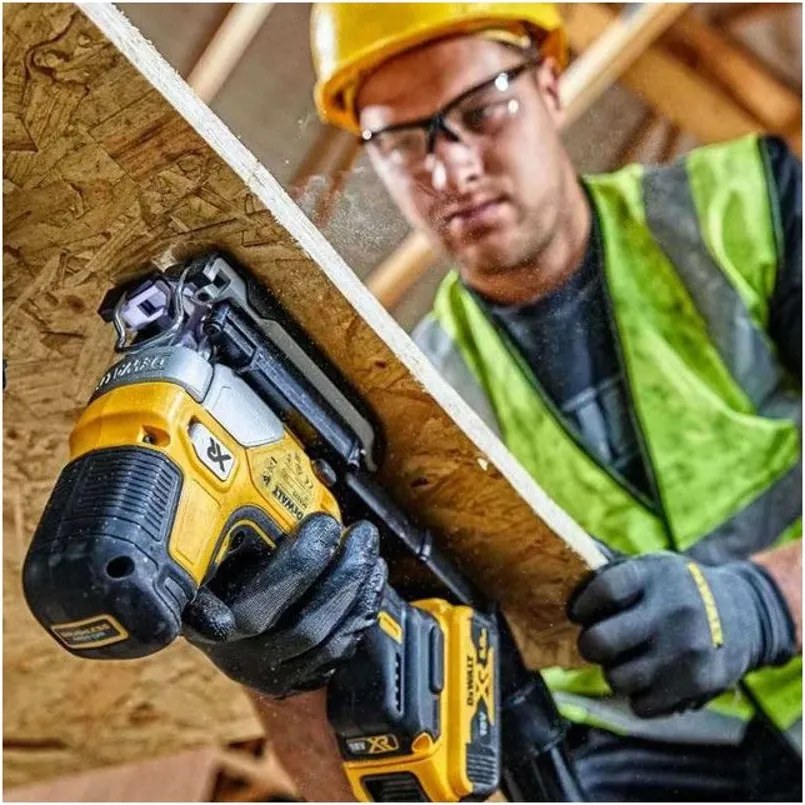 Aku přímočará pila DeWALT DCS335NT-XJ