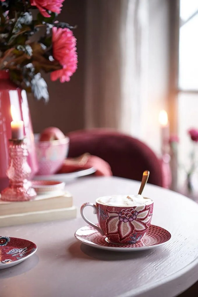 Pip Studio Flower Festival sada 2 cappuccino šálků s podšálky, tmavě růžová (sada cappuccino hrnečků v dárkové krabičce)