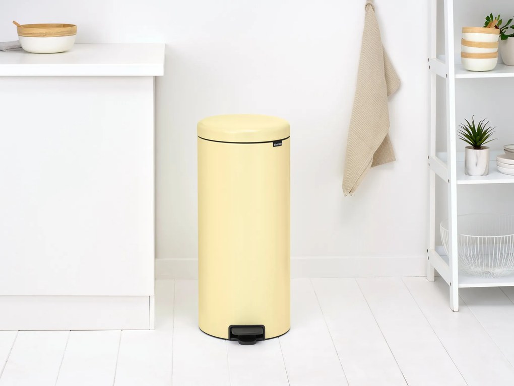 Brabantia Pedálový koš NewIcon 30L světle žlutá