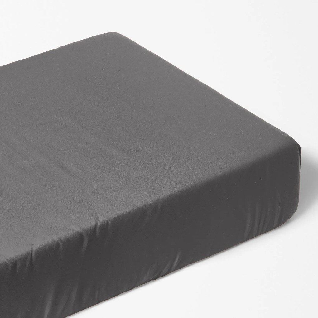 Goldea bavlněné napínací prostěradlo - tmavě šedé 200 x 200 cm