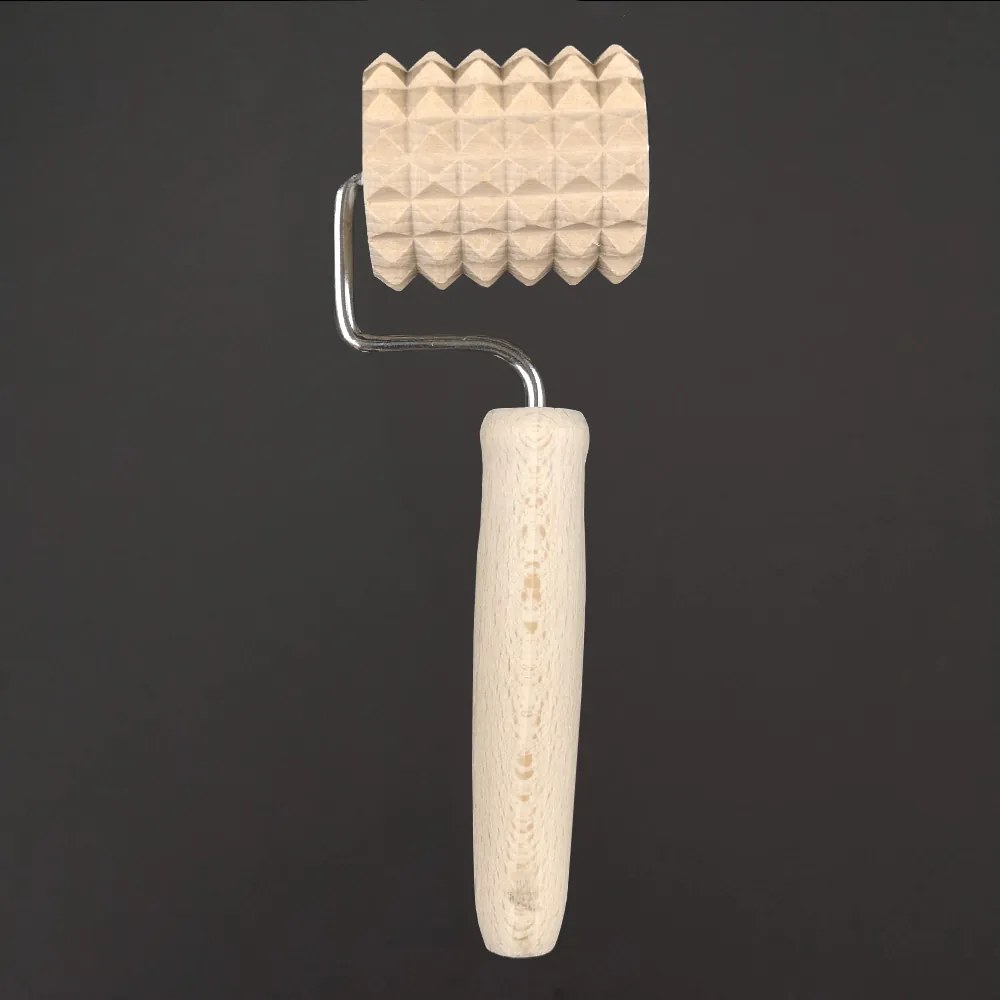 AMADEA Dřevěný masážní váleček 18 cm