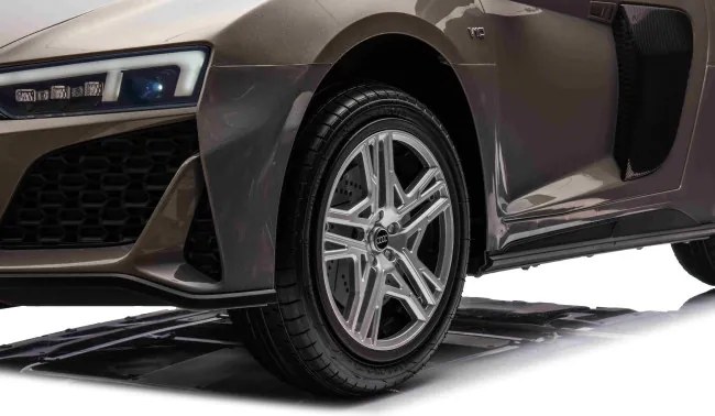 Elektrické autíčko Audi Spyder R8 LIFT šedé