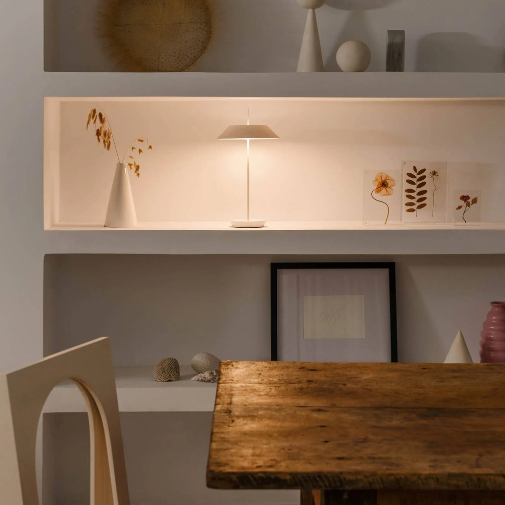 Vibia Mayfair Mini LED stolní lampa baterie bílá