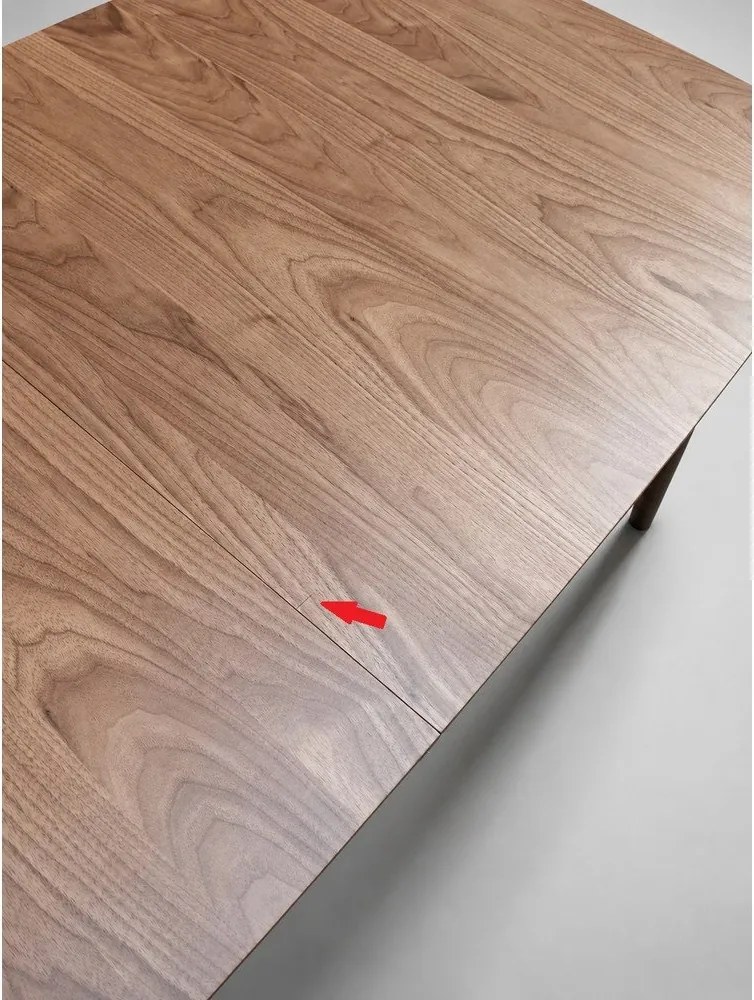 Rozkládací jídelní stůl s přídavnou deskou v dekoru ořechu 90x180 cm Montreux - II. jakost – Actona