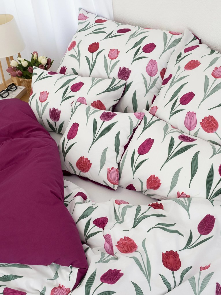 MK Lůžkoviny Francouzské bavlněné povlečení Renforcé - Květy tulipánů fialové 220 × 200 cm, 2ks 70 x 90 cm