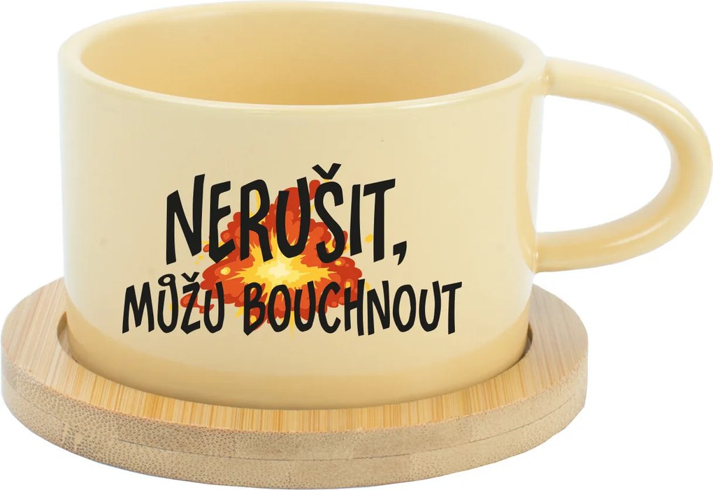 NERUŠIT, MŮŽU BOUCHNOUT. - žlutý hrníček makronka 200 ml