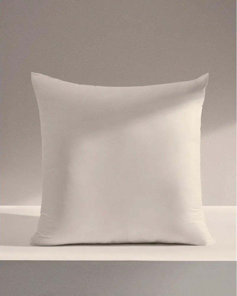 Polštář 70x70 cm Fluff – Kave Home