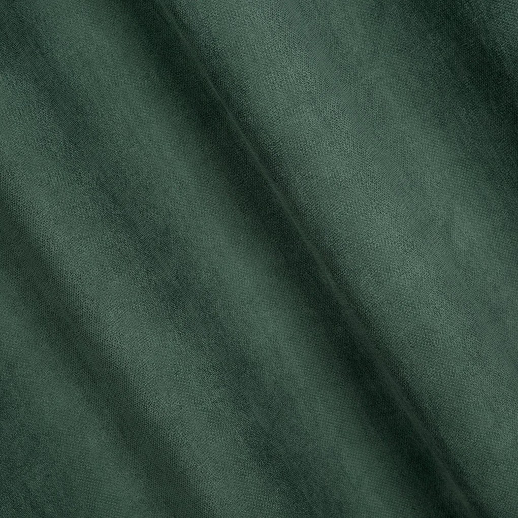 ZATEMŇOVACÍ ZÁVĚS NA KROUŽCÍCH MILO 140X250 CM ZELENÁ