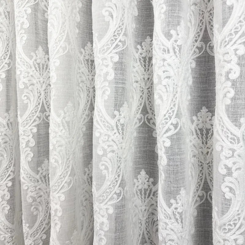 Voálová Luxusní vyšívaná záclona bílá Versailles White metráž Ervi 3634-11