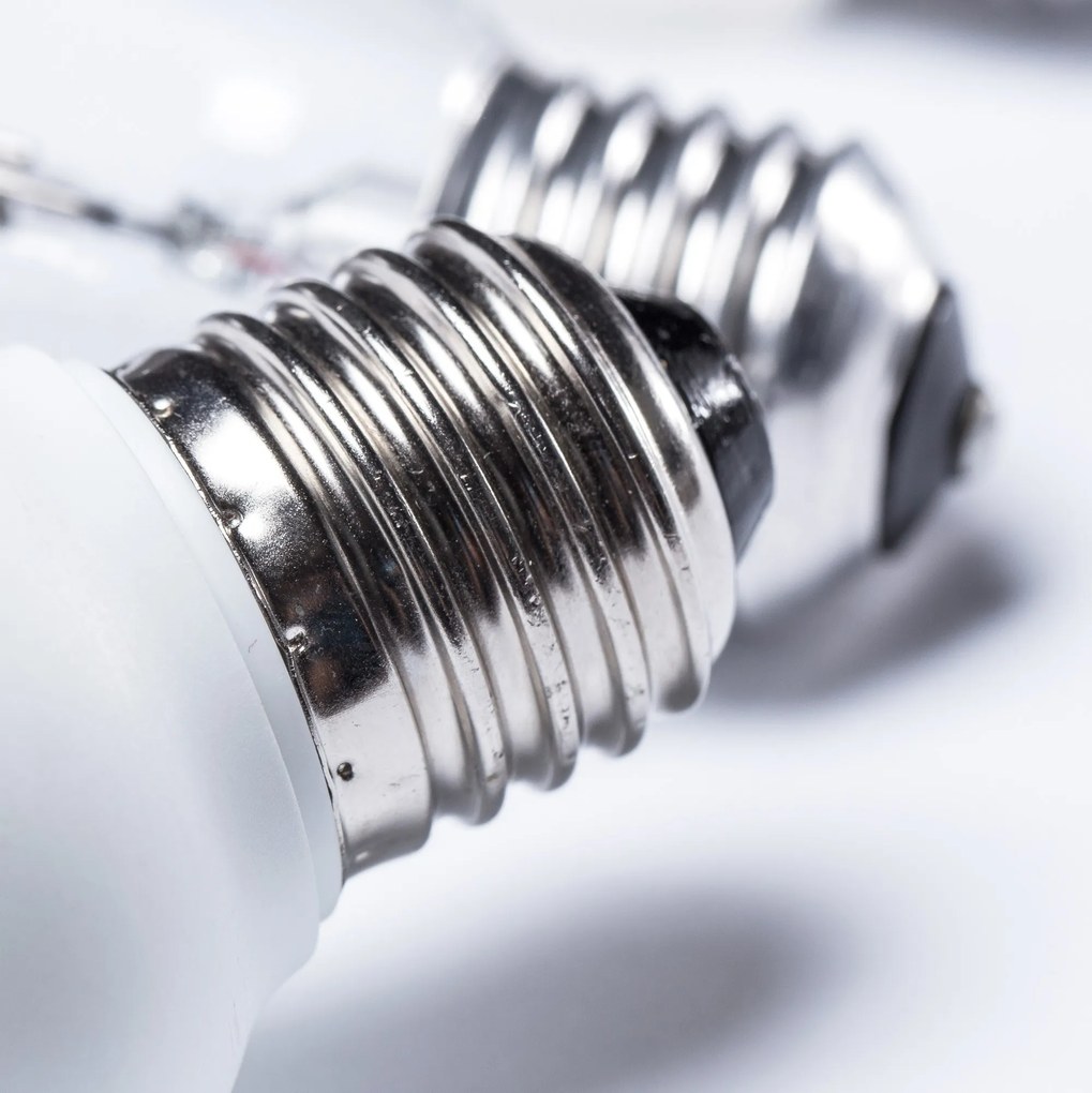 LED žárovka E-27 5W RSL019 teplá bílá