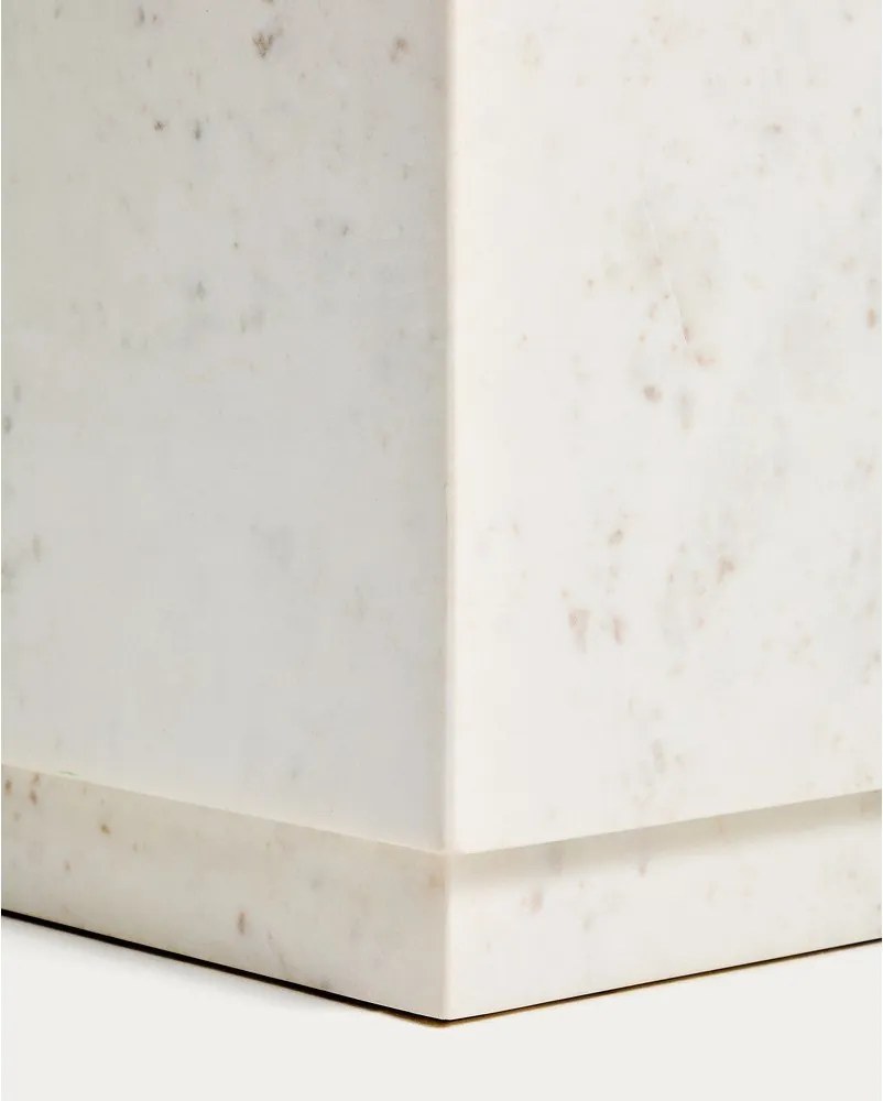 Mramorový odkládací stolek 40x40 cm Sorein – Kave Home