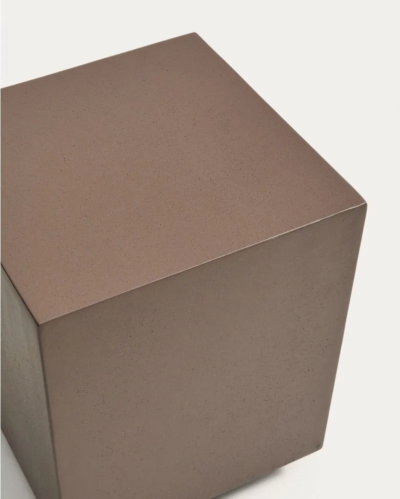 Betonový zahradní stolek 35x35 cm Rustella – Kave Home