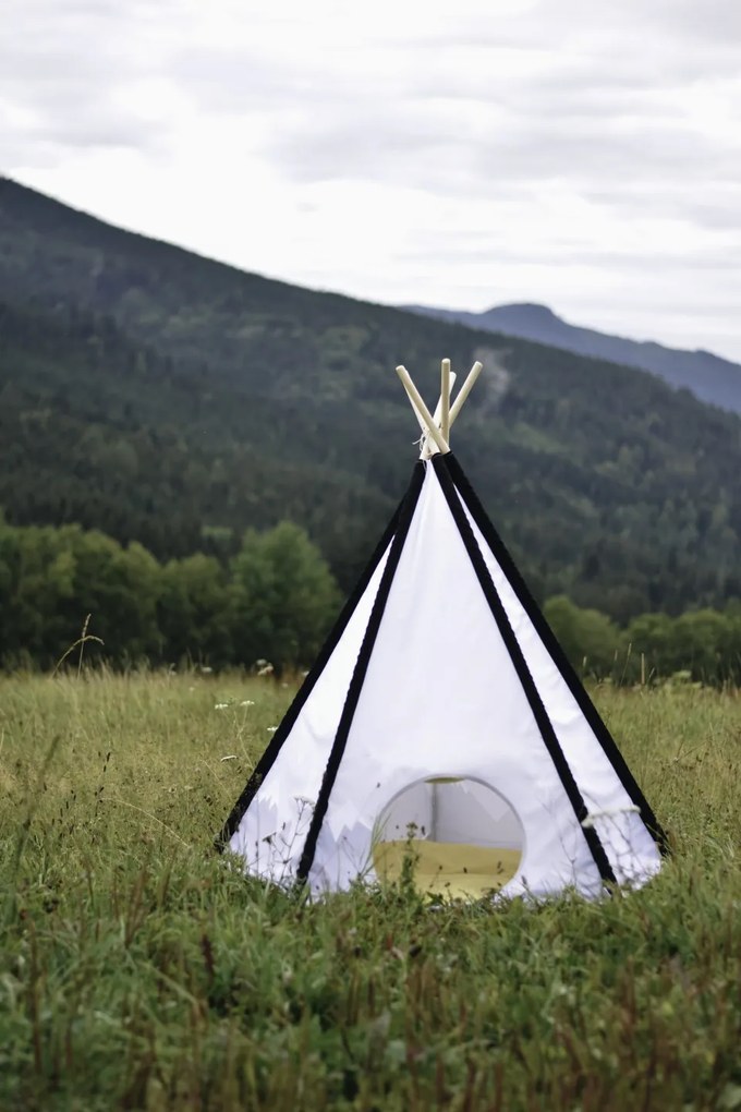 Vigvam design Teepee Mountain Forest - pětiúhelníkové s doplňky