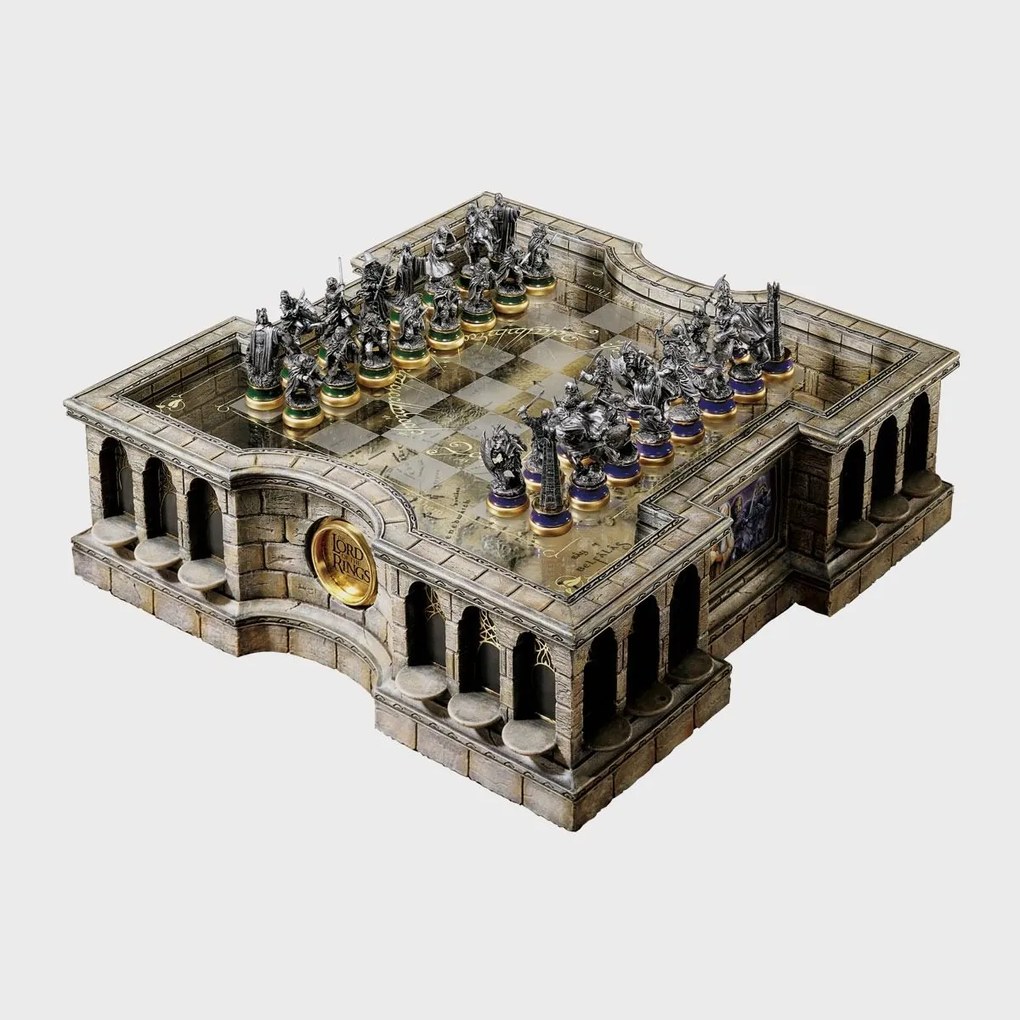 Společenská hra lord of the rings - collectors chess set - šachy
