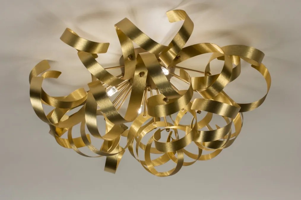 Stropní designové svítidlo do obýváku Artek Curl Gold 60