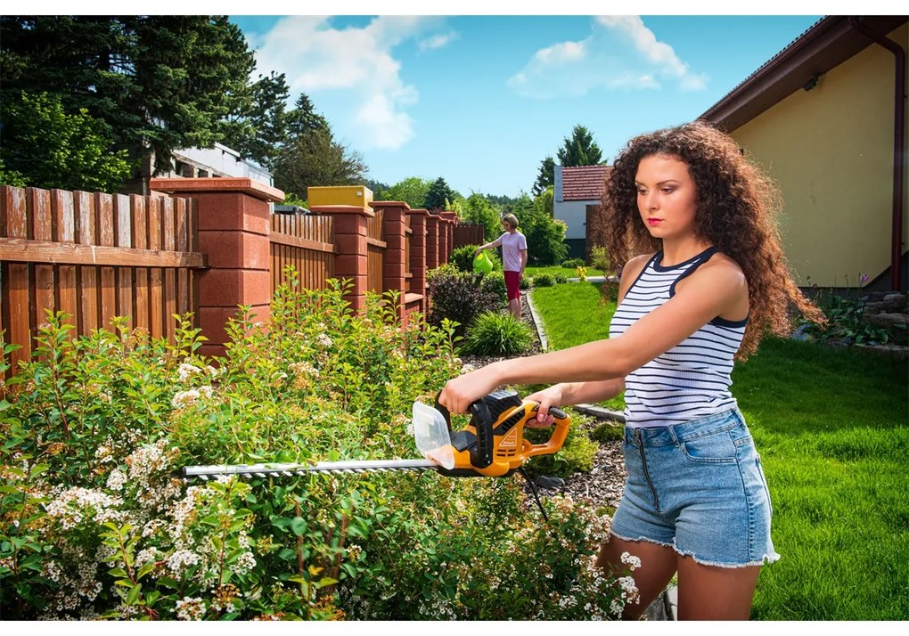 Plotostřih s elektrickým motorem 500 W REH 5045