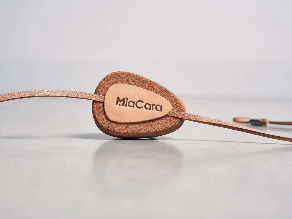 Kožená hračka pro kočky myš korek MiaCara Coda 7 x 4,9 cm
