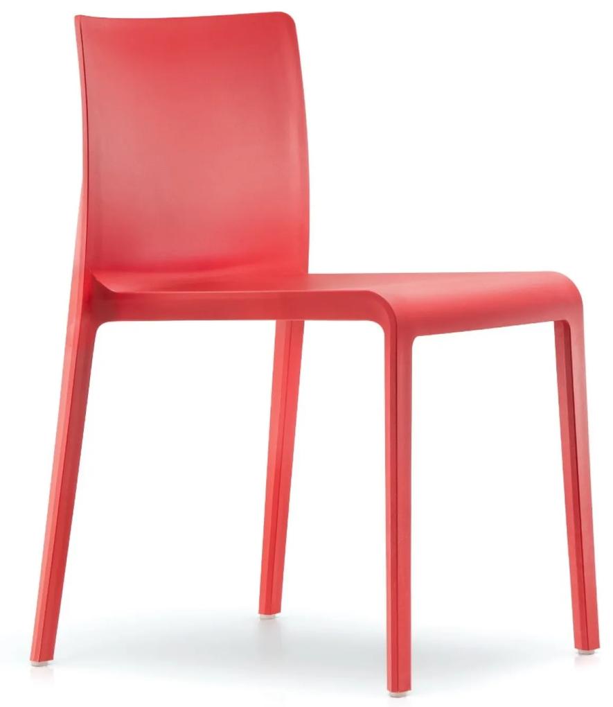 OnaDnes -20% Pedrali Červená plastová jídelní židle Volt 670