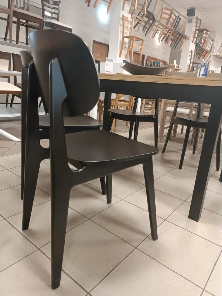 Stima Židle BUNNY černě lakovaná černá