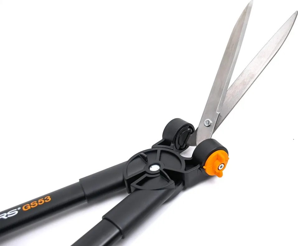 Pákové nůžky na trávu a živý plot Fiskars PowerLever GS53 1001565