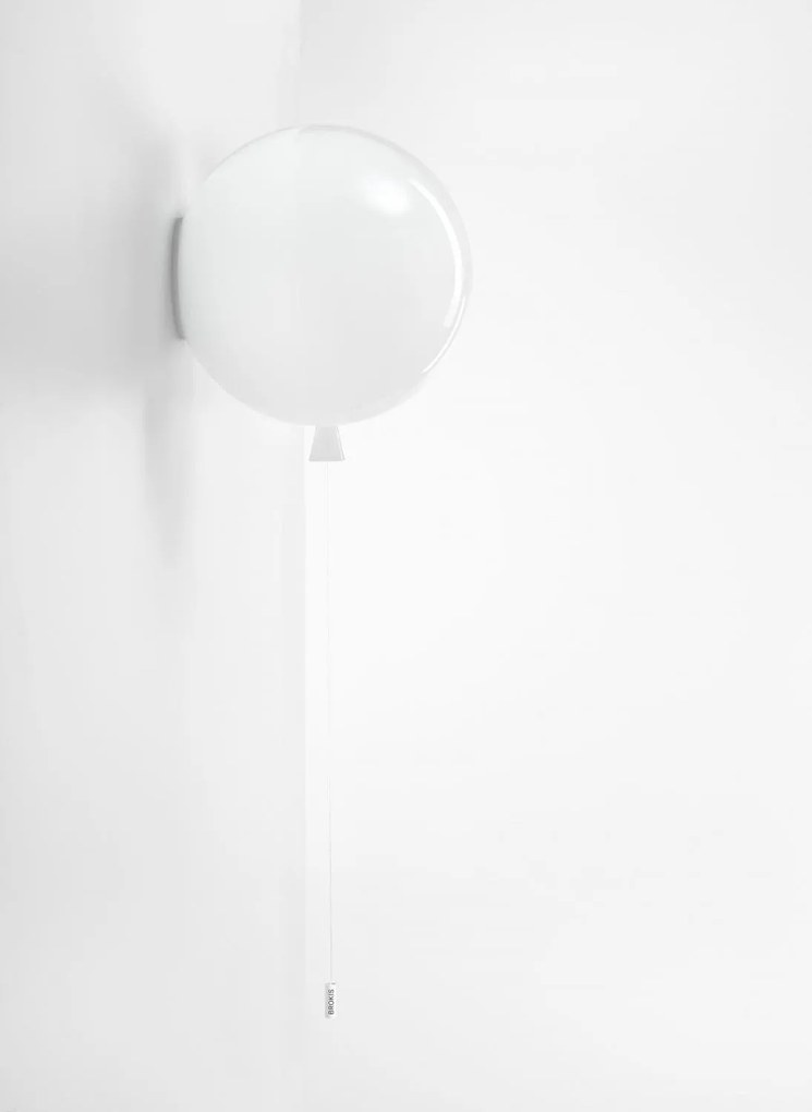 Brokis PC880 Memory, nástěnný svítící balonek ze bílého skla, 1x15W, prům. 30cm