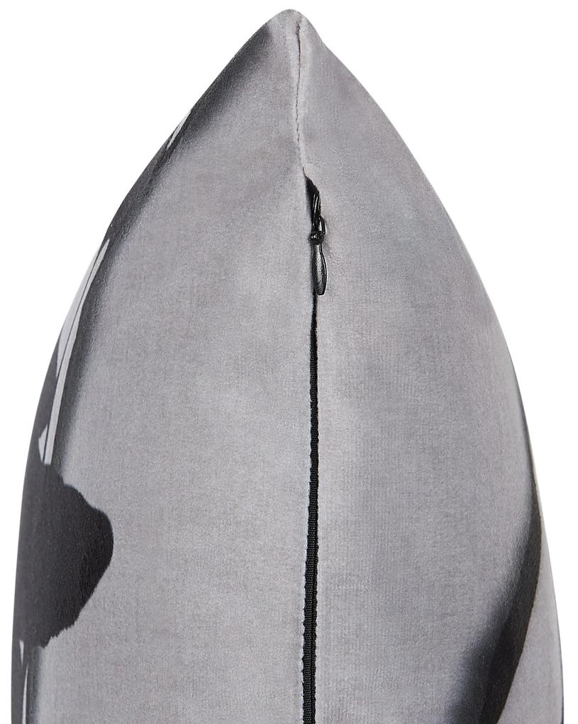 Sada 2 sametových polštářů motiv vrány 45 x 45 cm šedé ORADEA Beliani