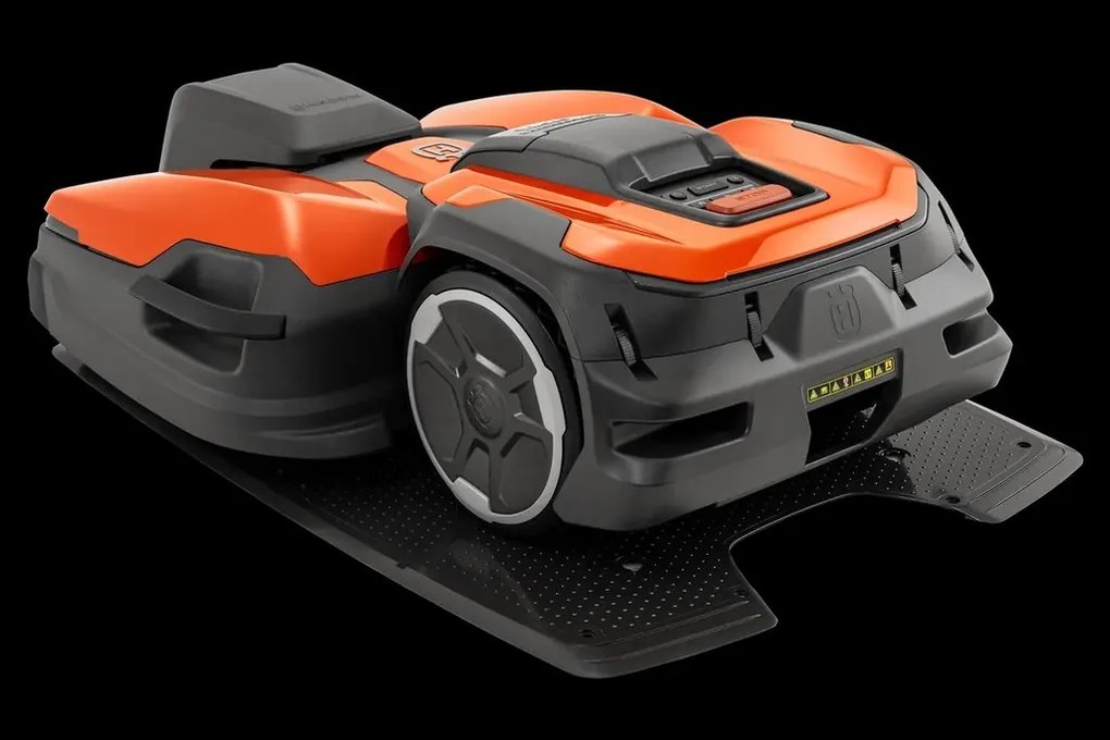 Robotická sekačka HUSQVARNA CEORA™ 546 EPOS™